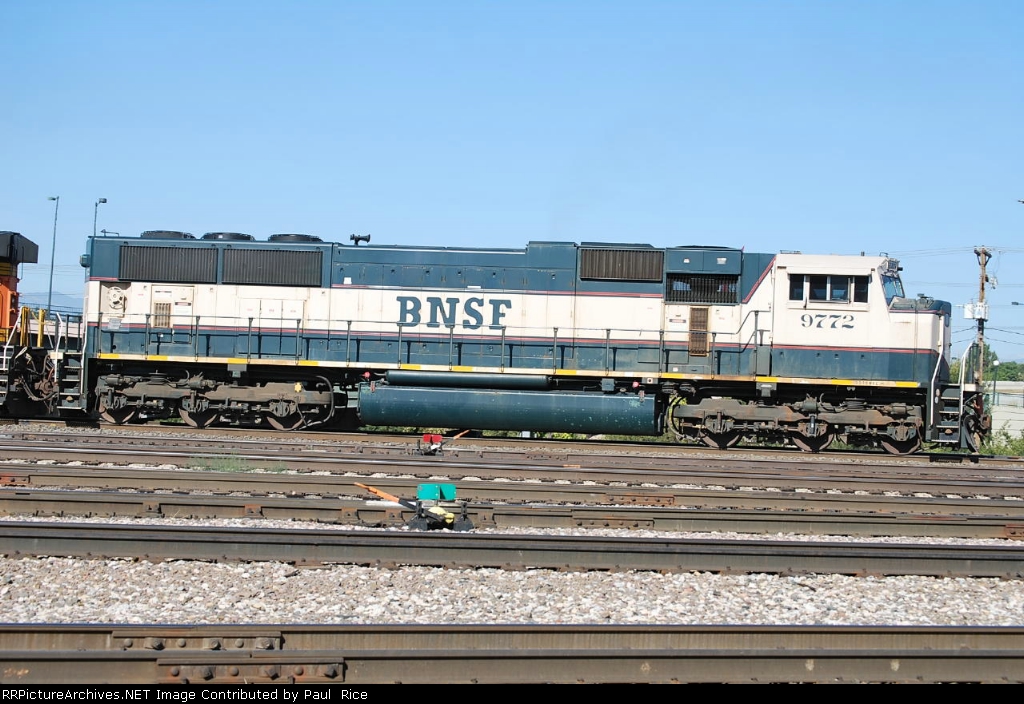 BNSF 9772
